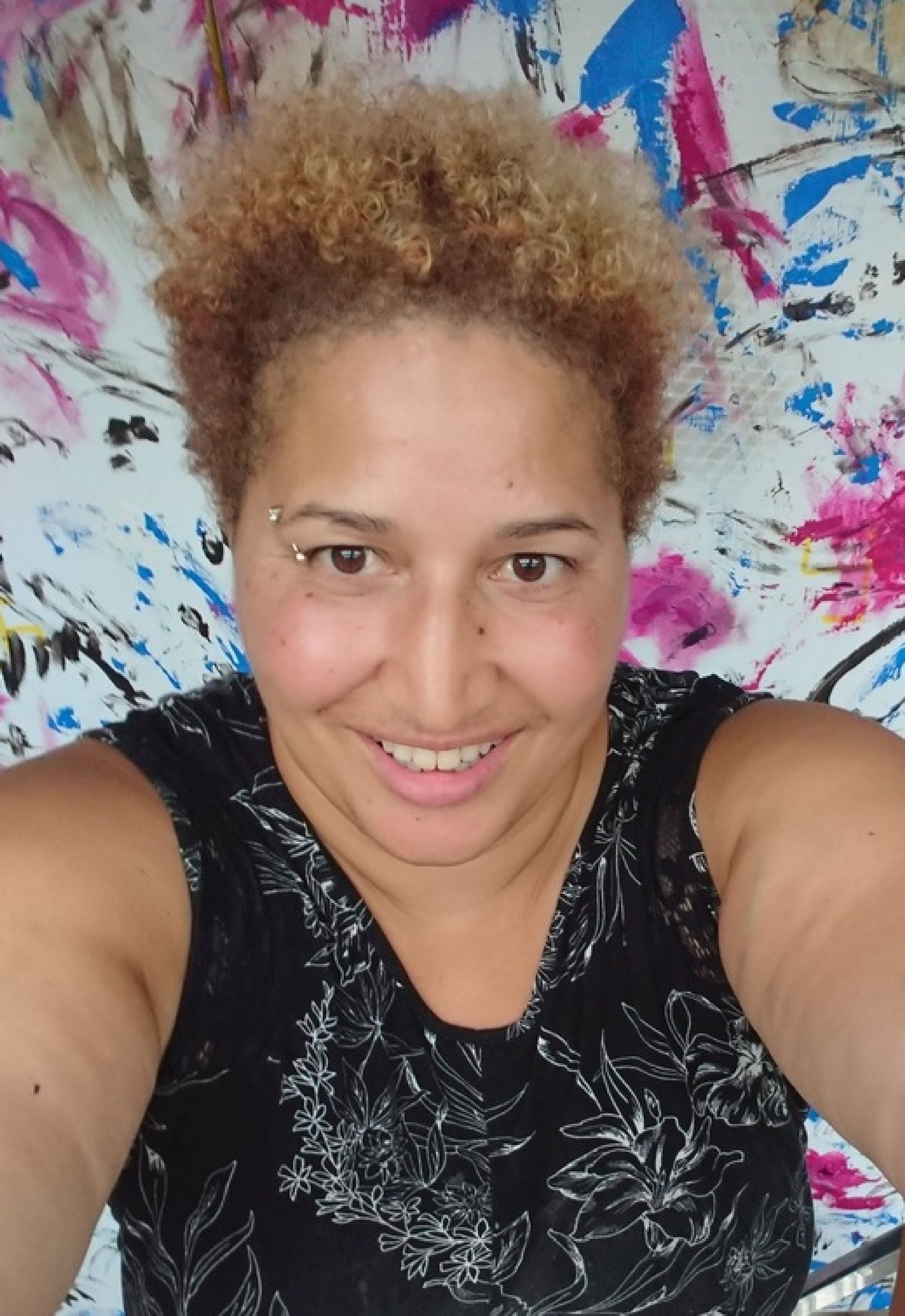 Artists Profile: IJE