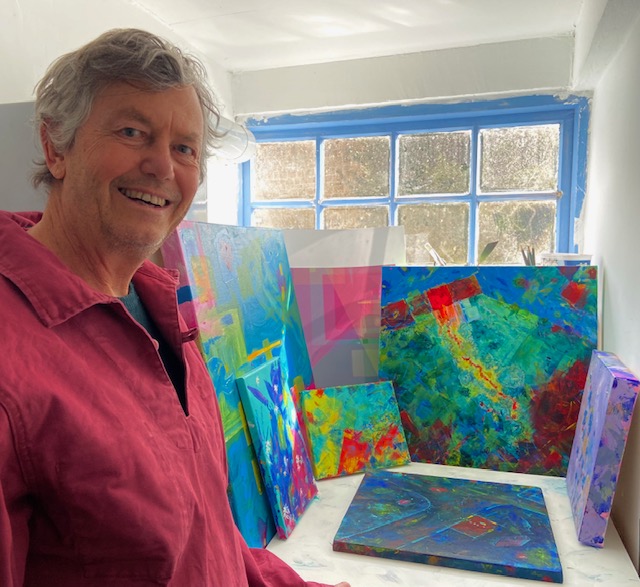 Artists Profile: Iain Dryden